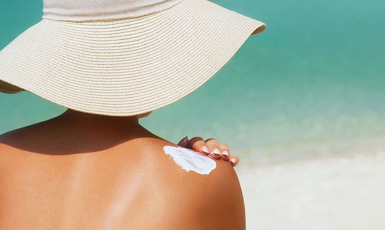Abbronzatura sicura: bilanciare la protezione solare e la vitamina D Abbronzatura sicura: bilanciare la protezione solare e la vitamina D